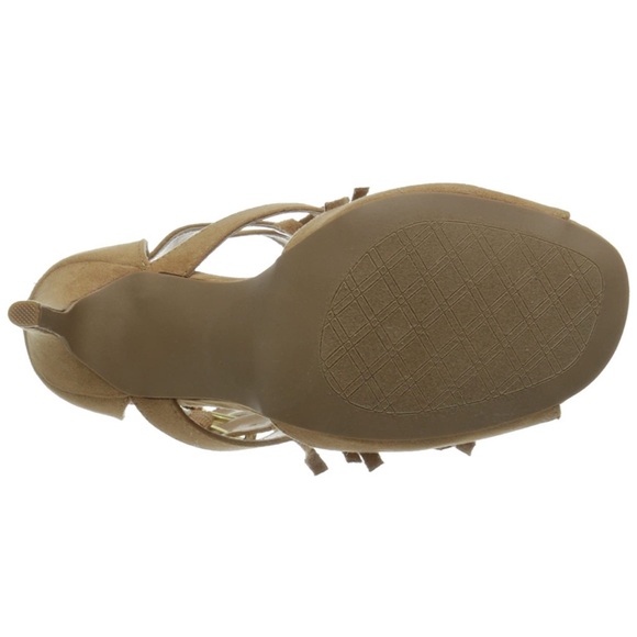 Qupid | Shoes | Qupid Open Toe Nude Heels | Poshmark